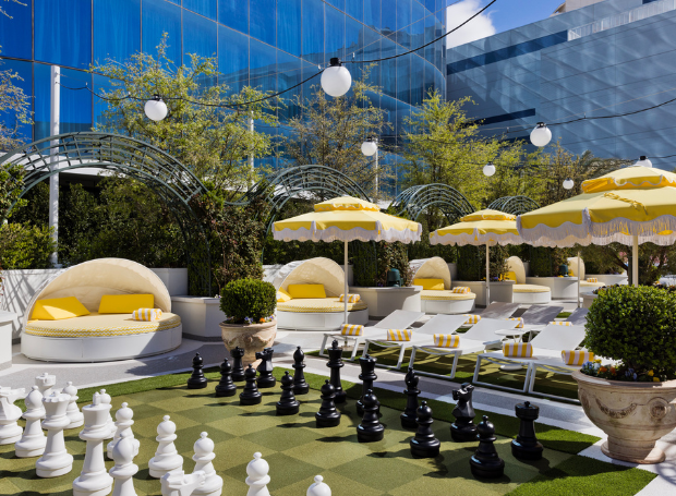 Pools - Fontainebleau Las Vegas