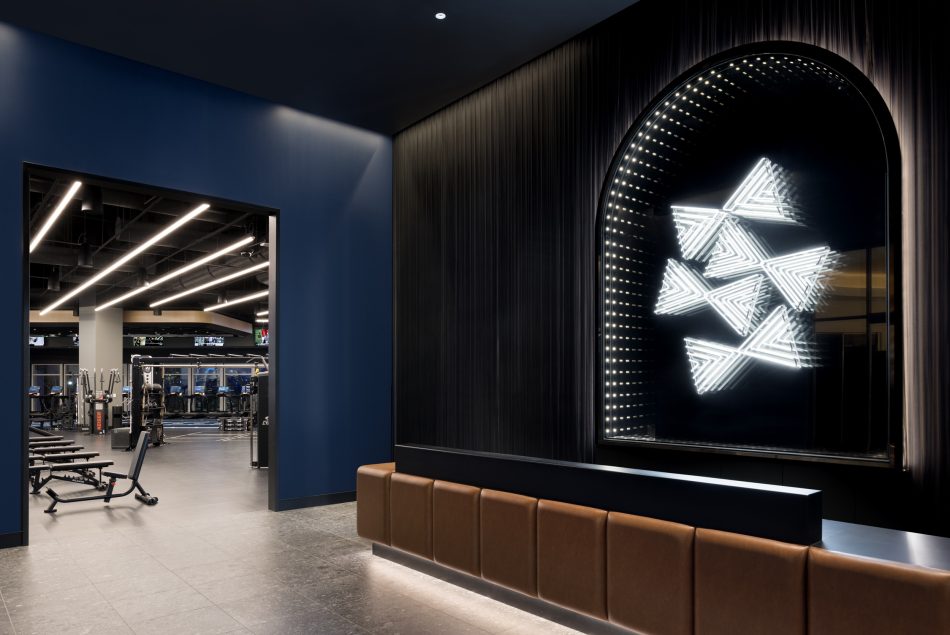 Oasis Ice Rink – Fontainebleau Las Vegas